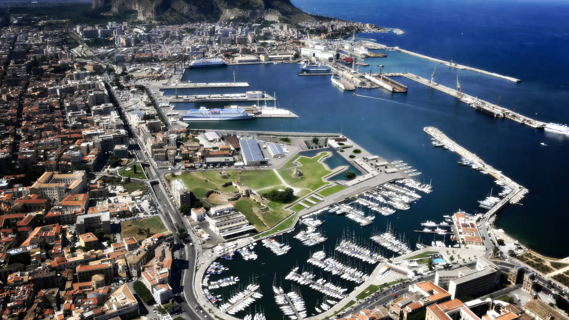 Discover Palermo Marina Yatching | Archè Design Rooms & Suites